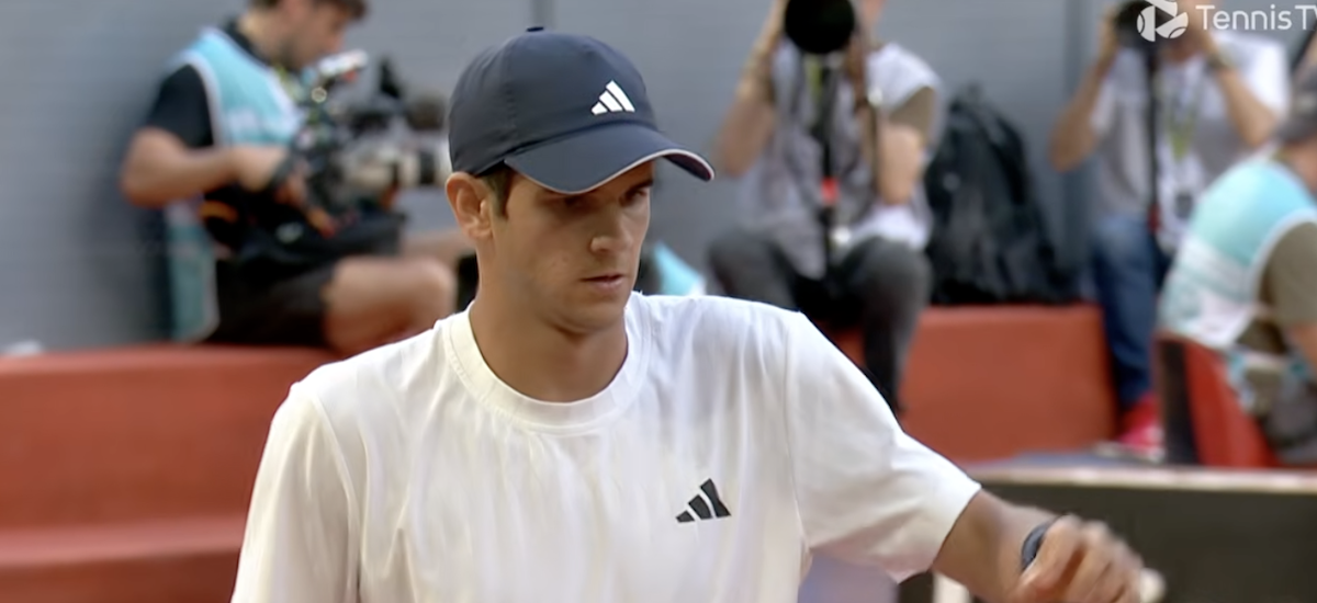 Tenis.-Rafa Jódar se sobrepone a los nervios del debut y avanza a ...
