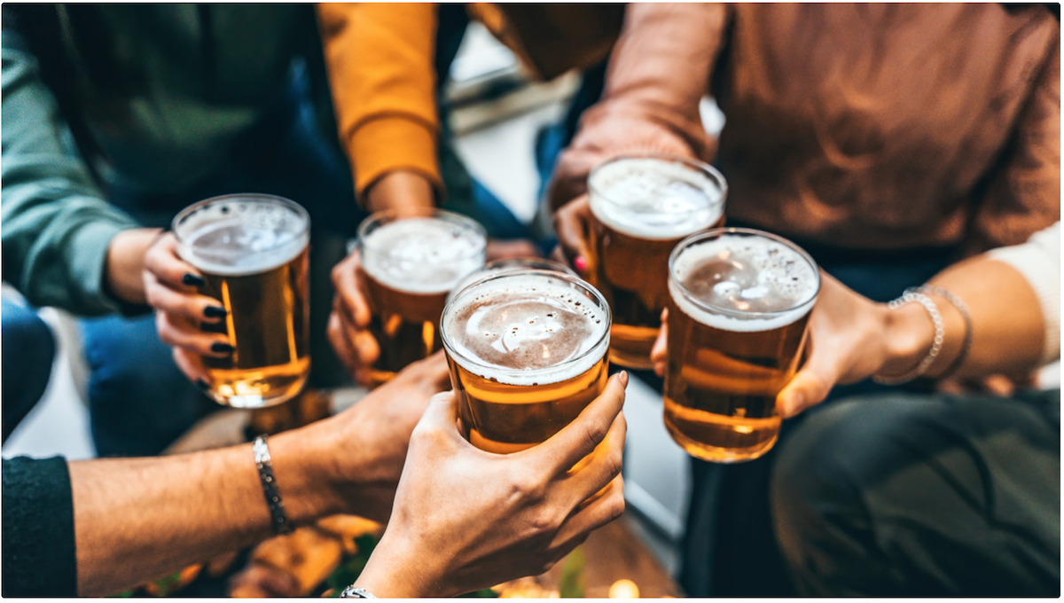 Beber alcohol aumenta el riesgo de 10 tipos de cáncer, incluso en bajas ...